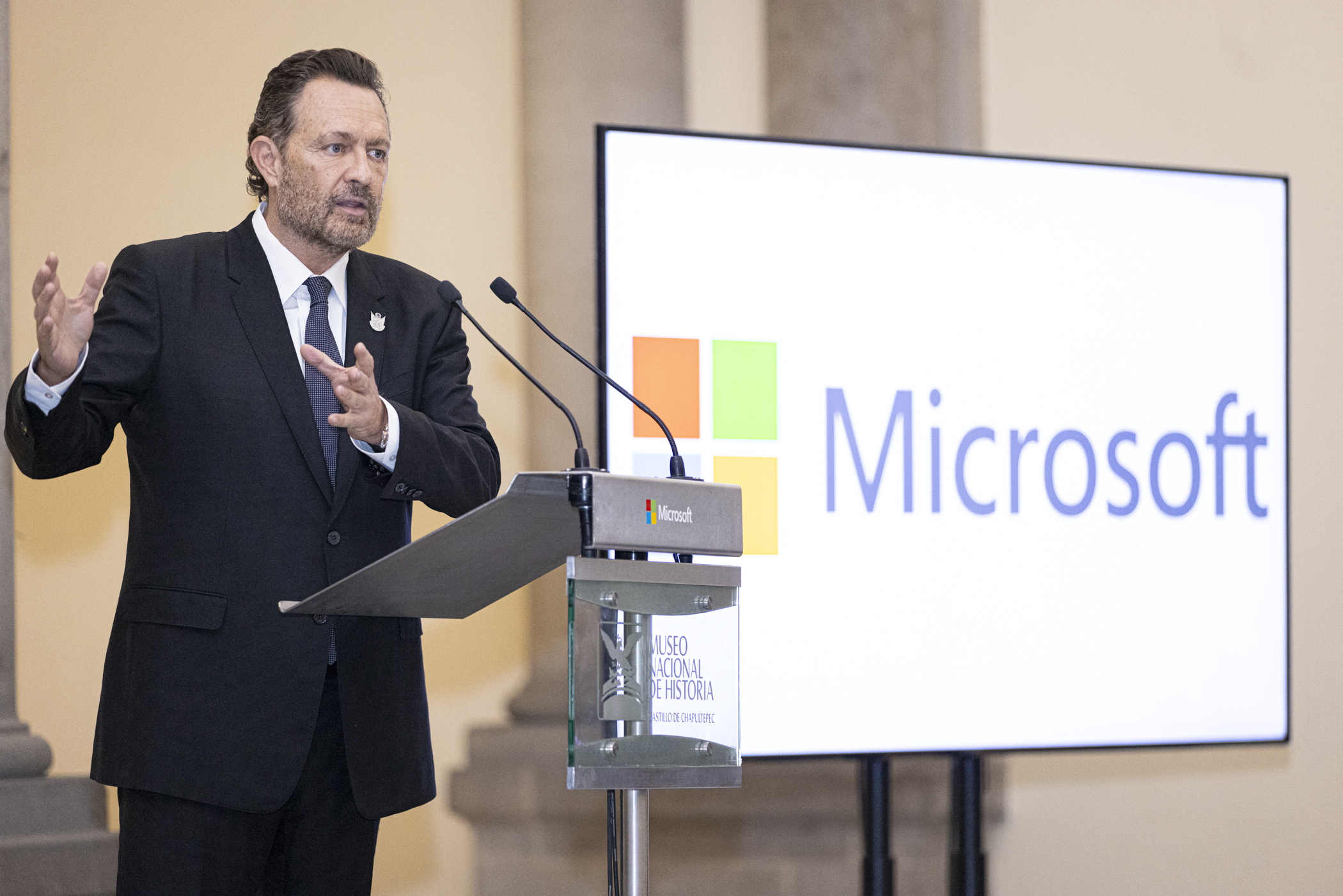 Éxito Empresarial - Blog - MICROSOFT INICIA OPERACIONES DE LA REGIÓN DE ...